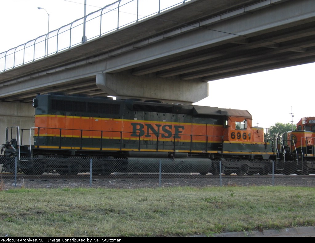BNSF 6961